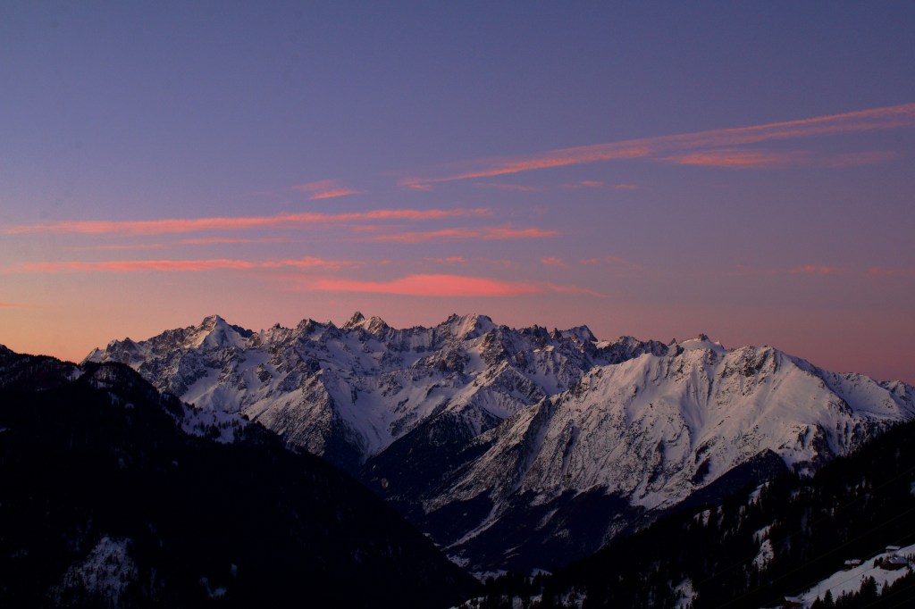 Discover the Best Ski Destinations Around Geneva – Bonjour Alps
